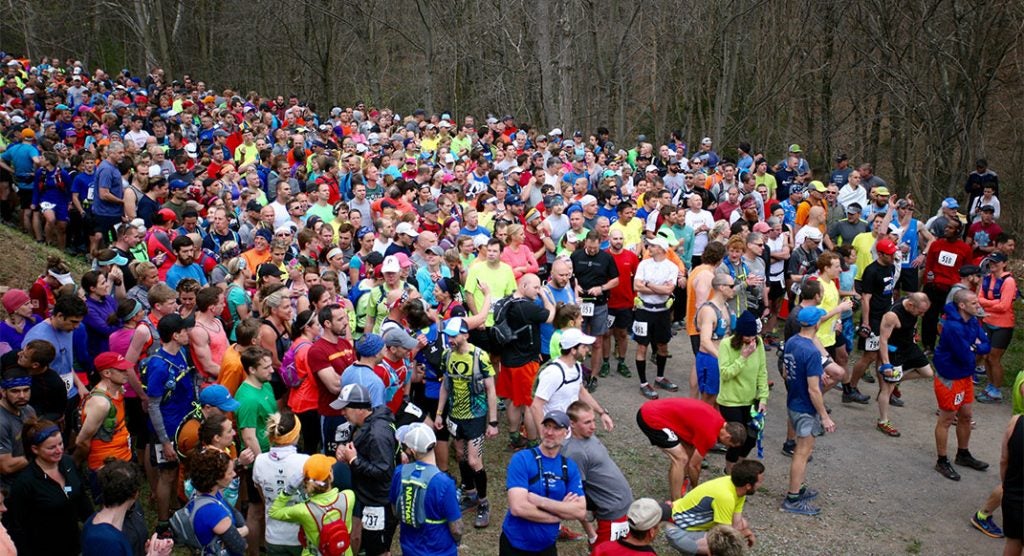 Central PA Race Draws Fast Competition and Huge Crowds - Trail Runner ...